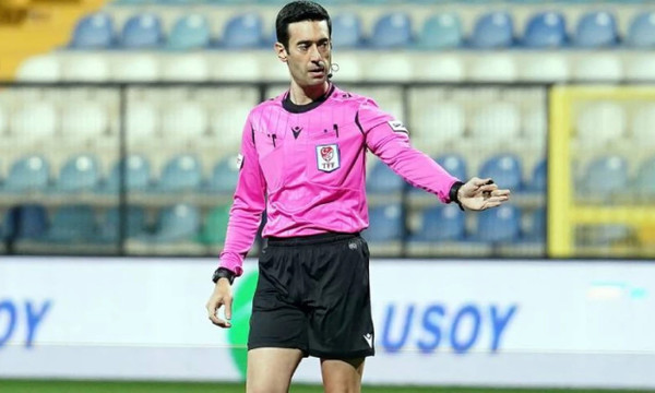 Burak Pakkan Kimdir, Kaç Yaşında, Nereli, Hangi Takımlı, FIFA Kokartı ...