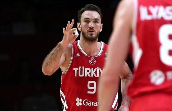 Semih Erden Kimdir, Kaç Yaşında, Nereli, Hangi Takımlarda Oynadı, Evli ...