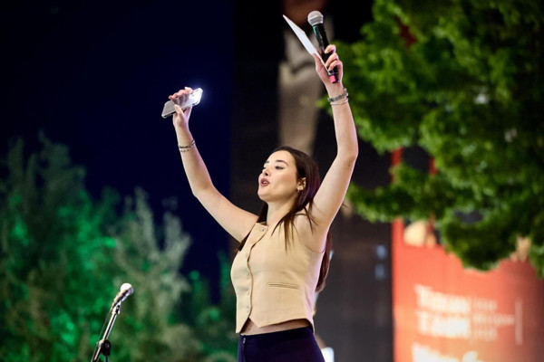 Seher Akay kimdir, nereli, kaç yaşında? Uşak Belediye Başkanı Özkan ...