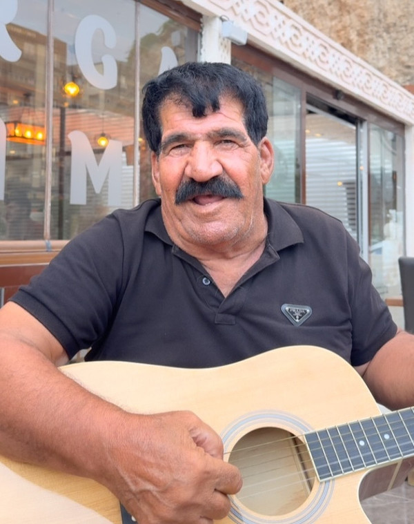 Selim Abik kimdir, nereli, kaç yaşında, ne iş yapıyor? 4380 dayı olarak ...