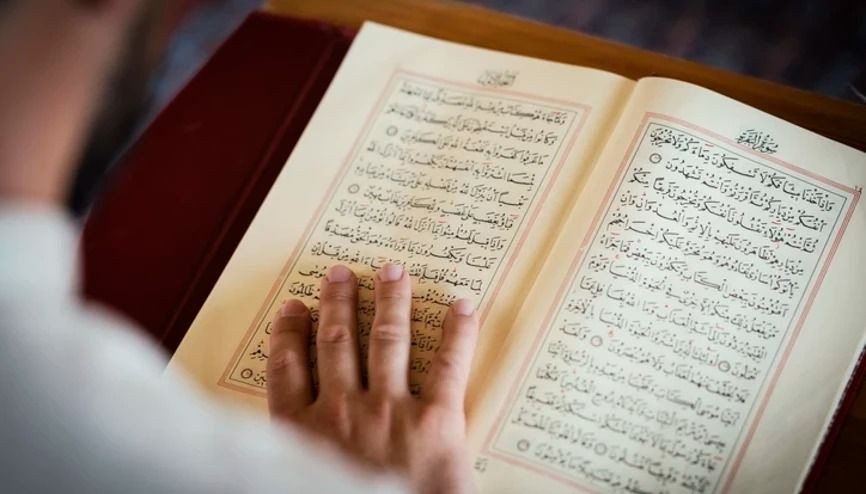 12 Rekat Namaz Nasıl Kılınır? 12 Rekat Nafile Hacet Namazının Kılınışı